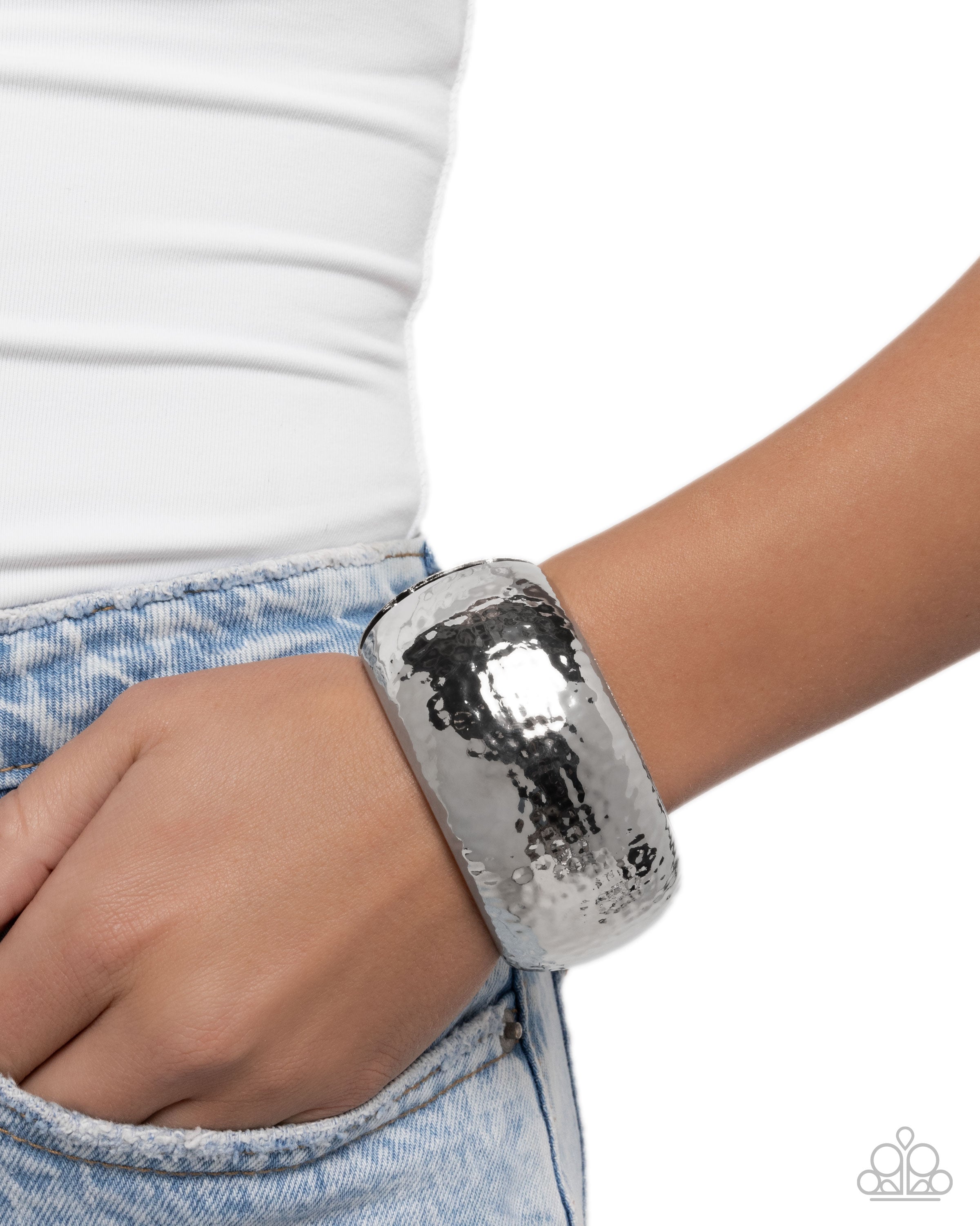Paparazzi Bracelet ~ Hammered Hassle - Silver – Paparazzi Jewelry ...