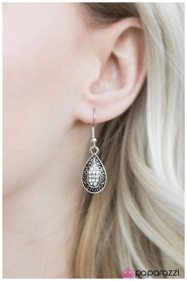 Paparazzi Earring ~ Dinner for Two - White – Paparazzi Jewelry | Online ...