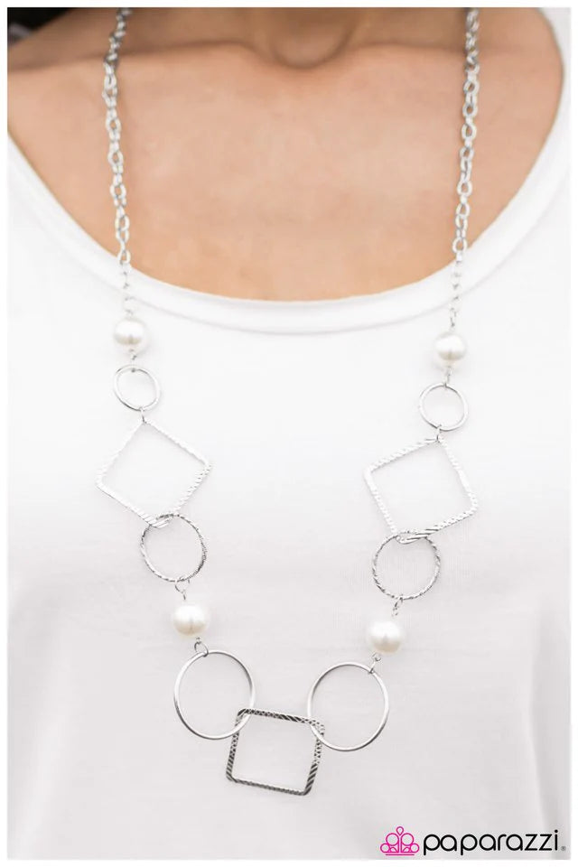 Paparazzi Necklace ~ Opulent Outlines - White – Paparazzi Jewelry ...