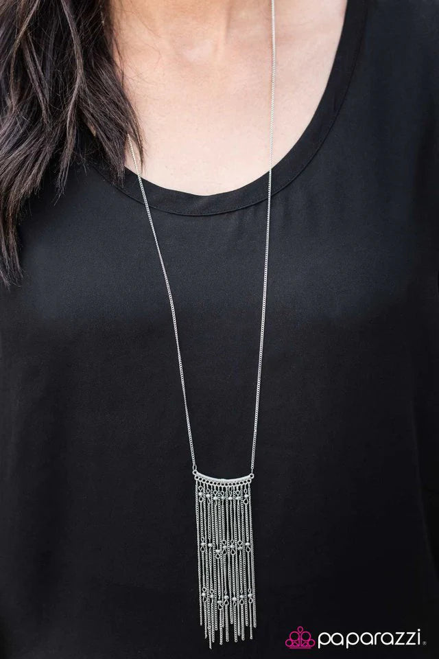 Paparazzi Necklace ~ Pull Back The Curtain - Silver – Paparazzi Jewelry ...