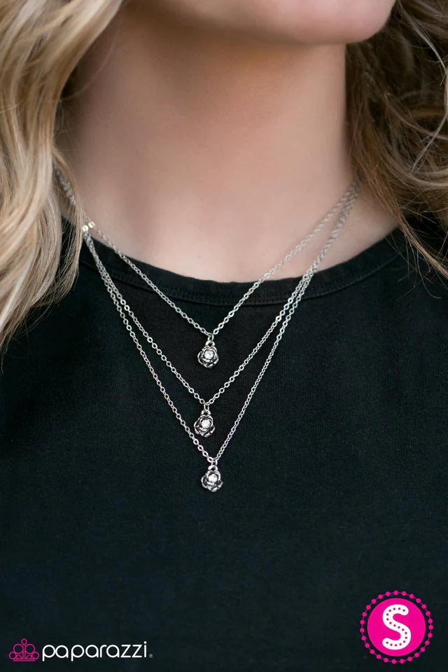 Paparazzi Necklace ~ Bloom Bash - White – Paparazzi Jewelry | Online ...