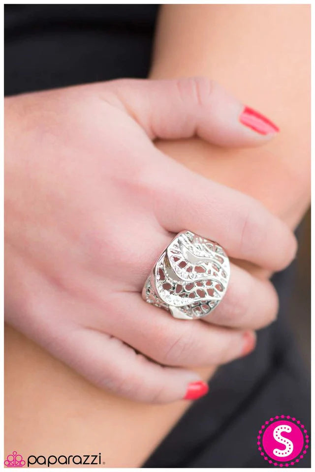 Paparazzi Ring ~ Rip Tide - White – Paparazzi Jewelry | Online Store ...