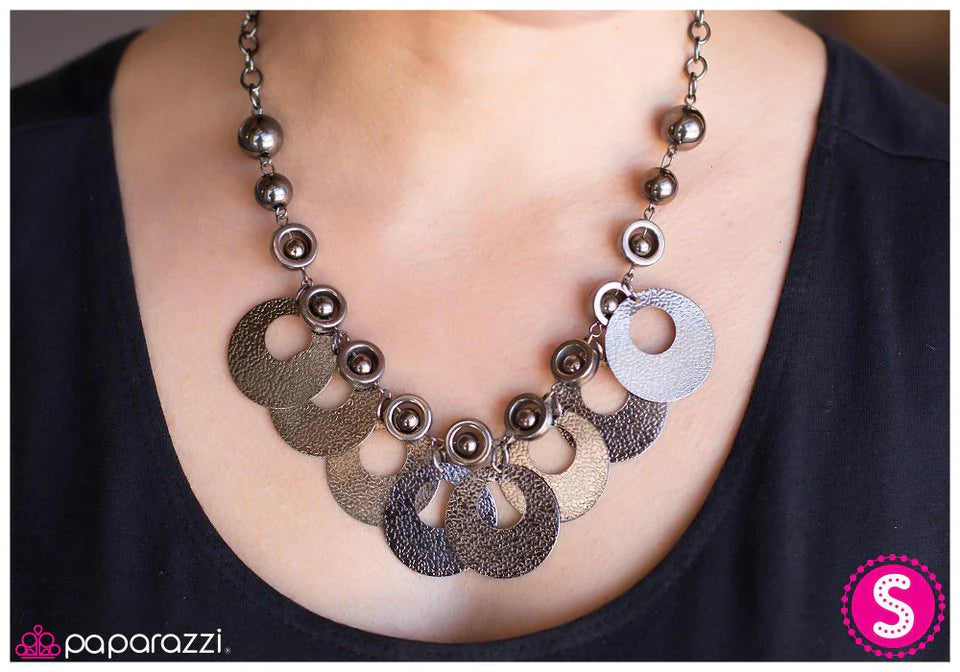Paparazzi Necklace ~ Strike While Haute - Black – Paparazzi Jewelry ...