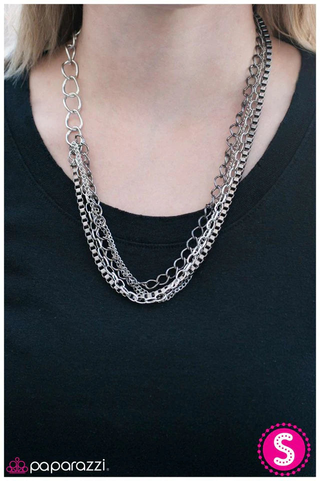 Paparazzi Necklace ~ Thinking Outside of the BOX CHAIN - Silver ...
